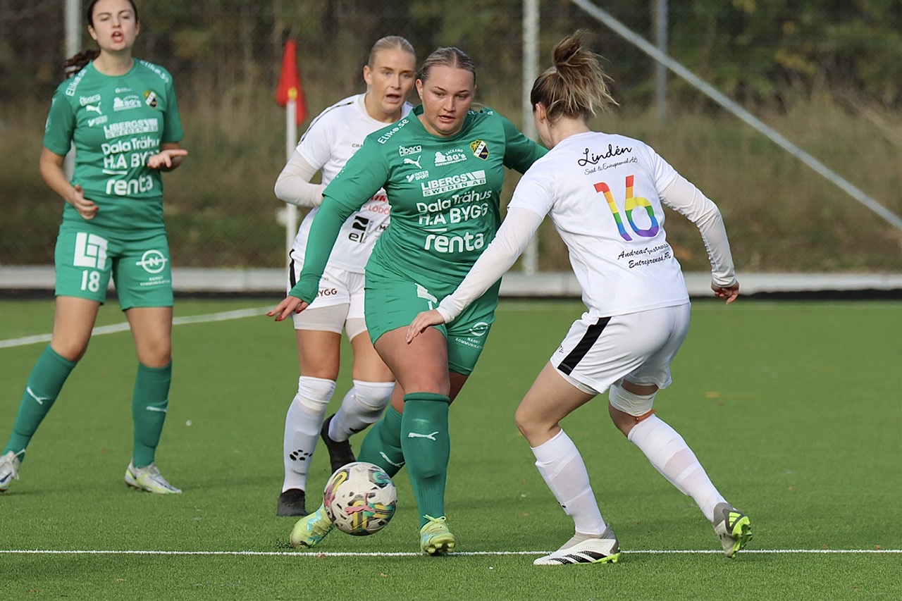 Lova Fredgren fortsätter i grönvitt – Ljungskile SK